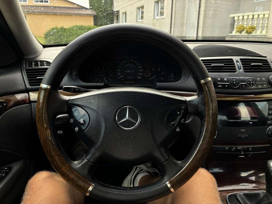 Zils Mercedes-Benz E 220 2004 Rokiškis, ar dzinēja tilpumu 2.15 L un nobraukumu 360 tūkst. km par 1150 €, foto 25 vietnē AUTOMOTO.COM.LV