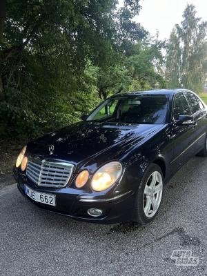 Zils Mercedes-Benz E 220 2006 Joniškis, ar dzinēja tilpumu 2.20 L un nobraukumu 456 tūkst. km par 4200 €, foto 8 vietnē AUTOMOTO.COM.LV