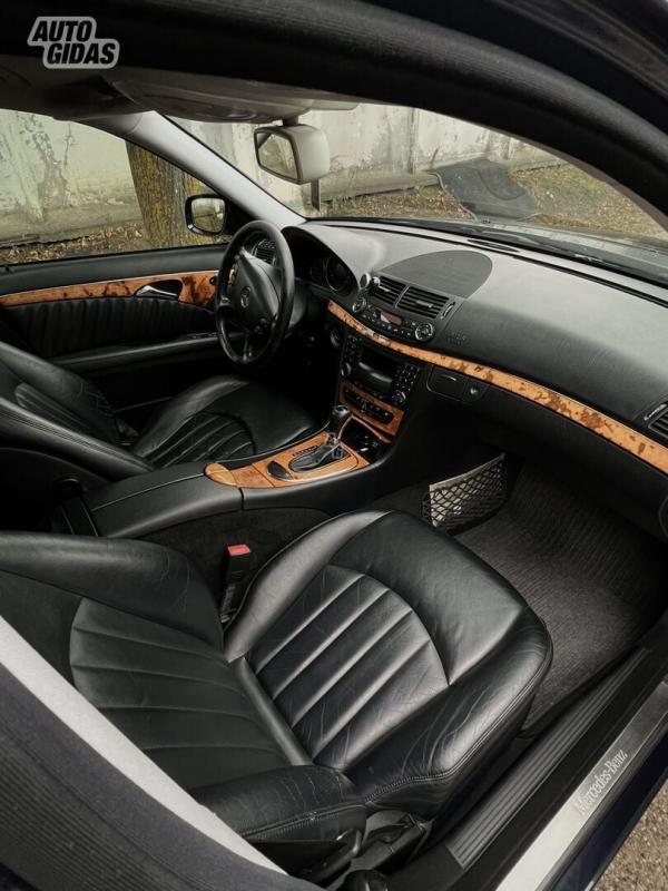 Zils Mercedes-Benz E 220 2006 Joniškis, ar dzinēja tilpumu 2.20 L un nobraukumu 456 tūkst. km par 4200 €, foto 9 vietnē AUTOMOTO.COM.LV