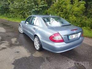 Синий Мерседес E 220 2007 в Рига, объемом двигателя 2.20 л и пробегом 420 тыс. км за 3300 €, фото 4 на AUTOMOTO.COM.LV