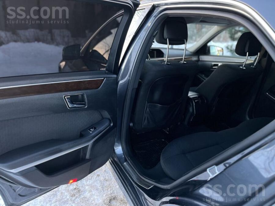 Zils Mercedes-Benz E 220 2009 Rīga, ar dzinēja tilpumu 2.20 L un nobraukumu 407 tūkst. km par 6390 €, foto 16 vietnē AUTOMOTO.COM.LV
