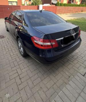 Zils Mercedes-Benz E 220 2009 Kauņa, ar dzinēja tilpumu 2.20 L un nobraukumu 360 tūkst. km par 3000 €, foto 5 vietnē AUTOMOTO.COM.LV