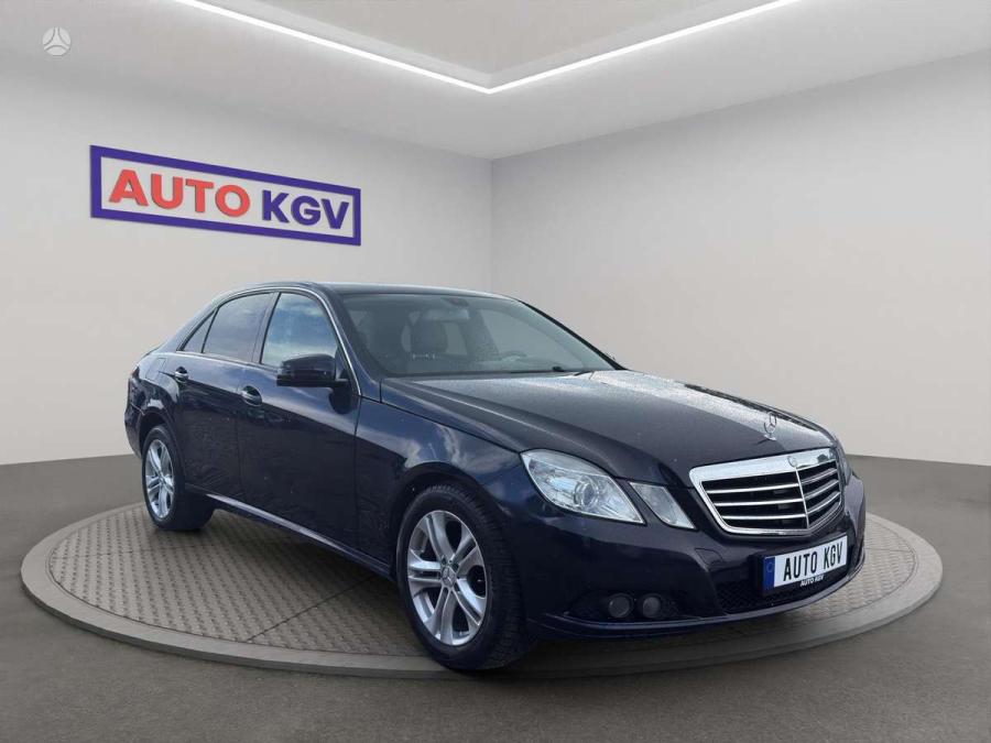 Blue Mercedes-Benz E 220 2009 in Kaunas, with an engine capacity of 2.10 L and mileage of 308 thousand km for 5999 €, photo 8 on AUTOMOTO.COM.LV