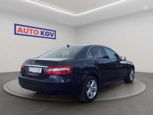 Синий Мерседес E 220 2009 в Каунас, объемом двигателя 2.10 л и пробегом 308 тыс. км за 5999 €, фото 6 на AUTOMOTO.COM.LV