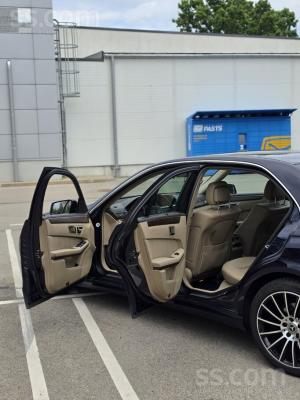 Синий Мерседес E 220 2010 в Рига, объемом двигателя 2.20 л и пробегом 324 тыс. км за 6500 €, фото 5 на AUTOMOTO.COM.LV
