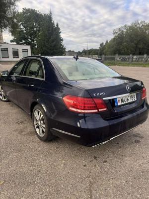 Zils Mercedes-Benz E 220 2013 Kauņa, ar dzinēja tilpumu 2.14 L un nobraukumu 250 tūkst. km par 8500 €, foto 7 vietnē AUTOMOTO.COM.LV