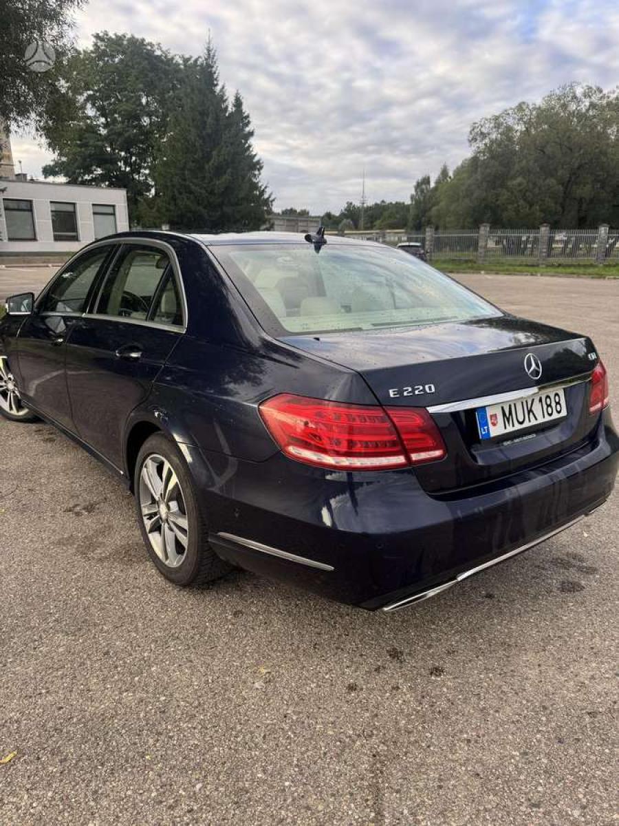 Zils Mercedes-Benz E 220 2013 Kauņa, ar dzinēja tilpumu 2.14 L un nobraukumu 250 tūkst. km par 8500 €, foto 7 vietnē AUTOMOTO.COM.LV