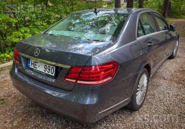 Zils Mercedes-Benz E 220 2014 Rīga, ar dzinēja tilpumu 2.20 L un nobraukumu 200 tūkst. km par 11000 €, foto 2 vietnē AUTOMOTO.COM.LV