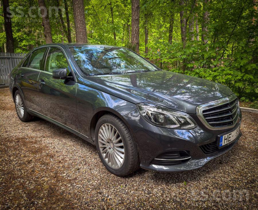 Zils Mercedes-Benz E 220 2014 Rīga, ar dzinēja tilpumu 2.20 L un nobraukumu 200 tūkst. km par 11000 €, foto 1 vietnē AUTOMOTO.COM.LV