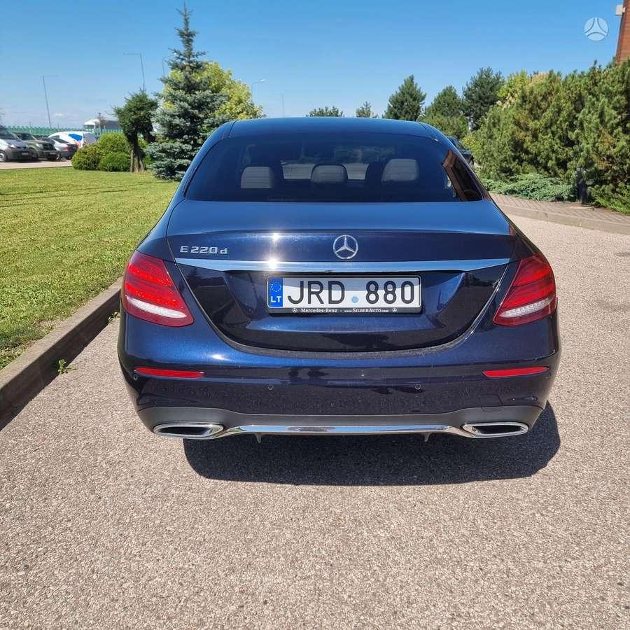 Zils Mercedes-Benz E 220 2016 Kauņa, ar dzinēja tilpumu 1.95 L un nobraukumu 253 tūkst. km par 16000 €, foto 9 vietnē AUTOMOTO.COM.LV