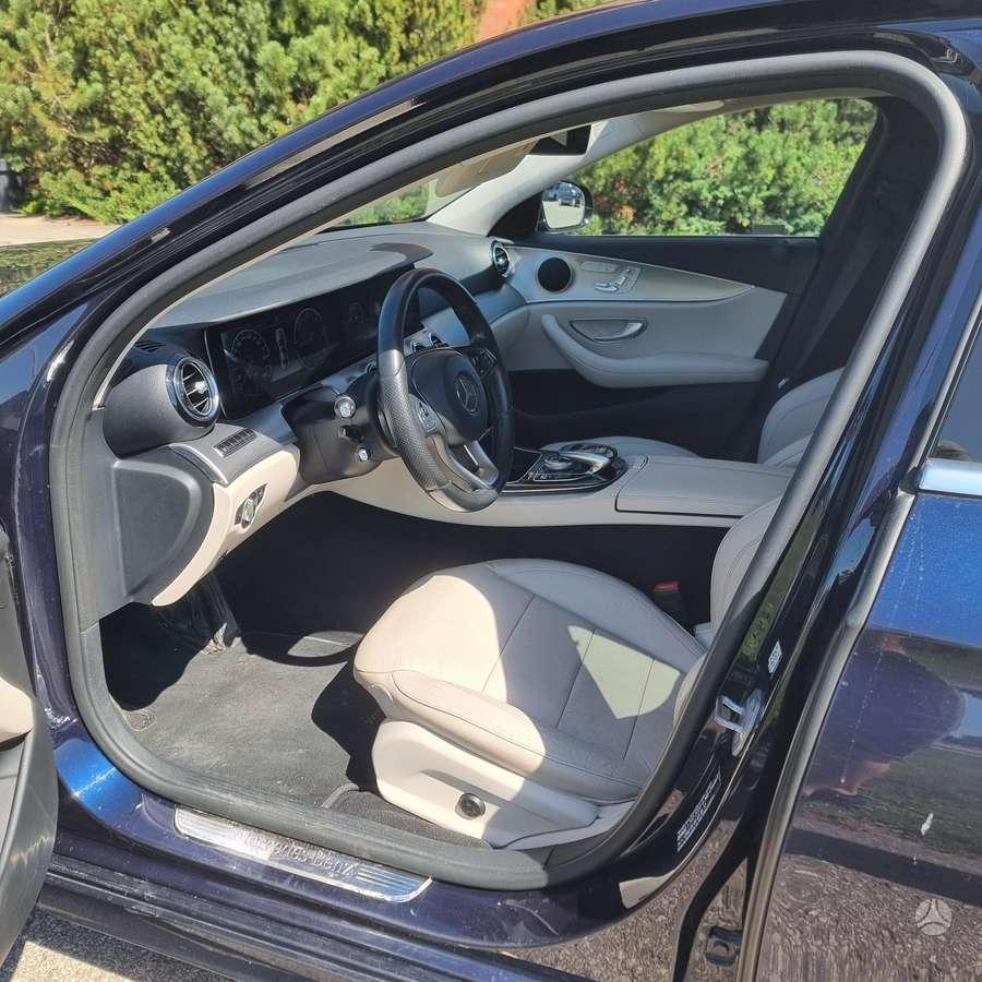 Zils Mercedes-Benz E 220 2016 Kauņa, ar dzinēja tilpumu 1.95 L un nobraukumu 253 tūkst. km par 16000 €, foto 10 vietnē AUTOMOTO.COM.LV
