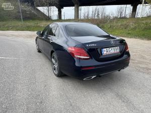 Синий Мерседес E 220 2017 в Вильнюс, объемом двигателя 2.20 л и пробегом 343 тыс. км за 18300 €, фото 5 на AUTOMOTO.COM.LV