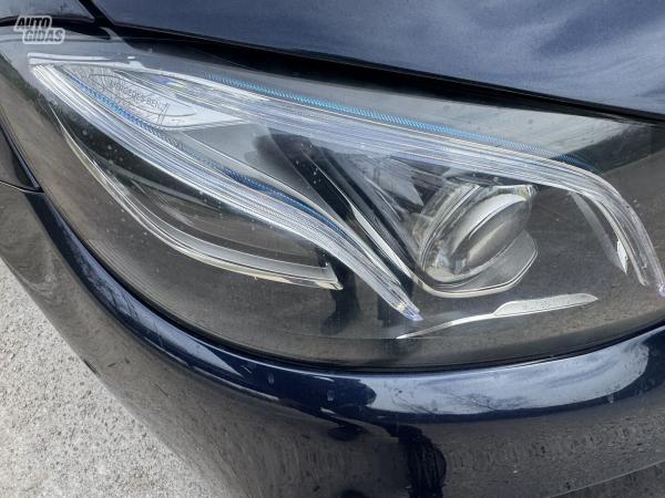 Zils Mercedes-Benz E 220 2017 Viļņa, ar dzinēja tilpumu 2.20 L un nobraukumu 343 tūkst. km par 18300 €, foto 6 vietnē AUTOMOTO.COM.LV