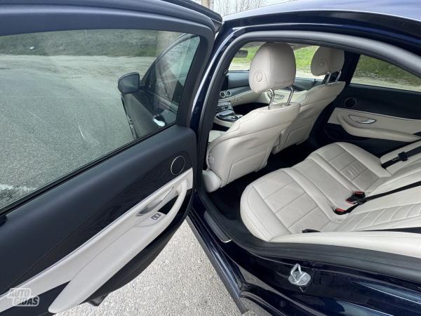 Zils Mercedes-Benz E 220 2017 Viļņa, ar dzinēja tilpumu 2.20 L un nobraukumu 343 tūkst. km par 18300 €, foto 8 vietnē AUTOMOTO.COM.LV