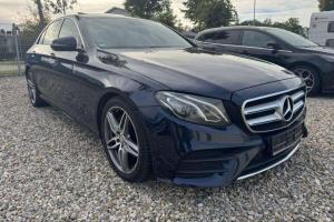 Blue Mercedes-Benz E 220 2018 in Marijampole, with an engine capacity of 1.95 L and mileage of 175 thousand km for 18000 €, photo  on AUTOMOTO.COM.LV