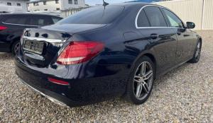 Blue Mercedes-Benz E 220 2018 in Marijampole, with an engine capacity of 1.95 L and mileage of 175 thousand km for 18000 €, photo 2 on AUTOMOTO.COM.LV