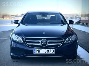 Синий Мерседес E 220 2018 в Рига, объемом двигателя 2.00 л и пробегом 149 тыс. км за 22200 €, фото 6 на AUTOMOTO.COM.LV