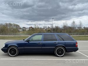Zils Mercedes-Benz E 220 1996 Rēzekne, ar dzinēja tilpumu 2.20 L un nobraukumu 325 tūkst. km par 9500 €, foto 7 vietnē AUTOMOTO.COM.LV