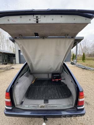 Синий Мерседес E 220 1996 в Резекне, объемом двигателя 2.20 л и пробегом 325 тыс. км за 8500 €, фото 13 на AUTOMOTO.COM.LV
