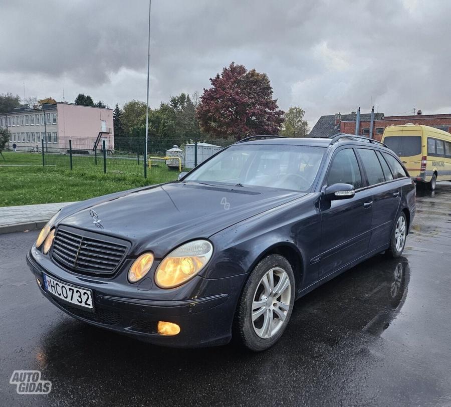Blue Mercedes-Benz E 220 2003 in Klaipeda, with an engine capacity of 2.20 L and mileage of 309 thousand km for 1850 €, photo 5 on AUTOMOTO.COM.LV