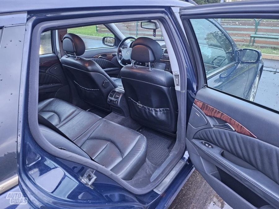Blue Mercedes-Benz E 220 2003 in Klaipeda, with an engine capacity of 2.20 L and mileage of 309 thousand km for 1850 €, photo 16 on AUTOMOTO.COM.LV