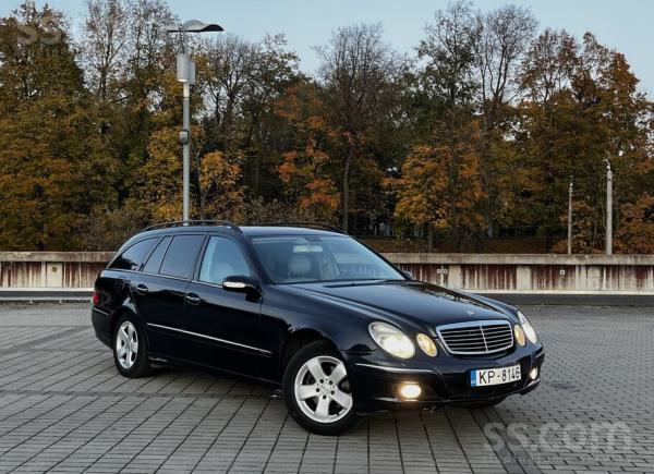 Zils Mercedes-Benz E 220 2003 Rīga, ar dzinēja tilpumu 2.20 L un nobraukumu 500 tūkst. km par 2400 €, foto 1 vietnē AUTOMOTO.COM.LV