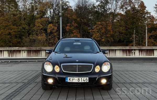 Zils Mercedes-Benz E 220 2003 Rīga, ar dzinēja tilpumu 2.20 L un nobraukumu 500 tūkst. km par 2400 €, foto 6 vietnē AUTOMOTO.COM.LV
