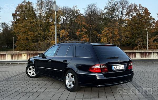 Zils Mercedes-Benz E 220 2003 Rīga, ar dzinēja tilpumu 2.20 L un nobraukumu 500 tūkst. km par 2400 €, foto 7 vietnē AUTOMOTO.COM.LV