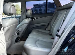 Синий Мерседес E 220 2003 в Рига, объемом двигателя 2.20 л и пробегом 500 тыс. км за 2400 €, фото 30 на AUTOMOTO.COM.LV