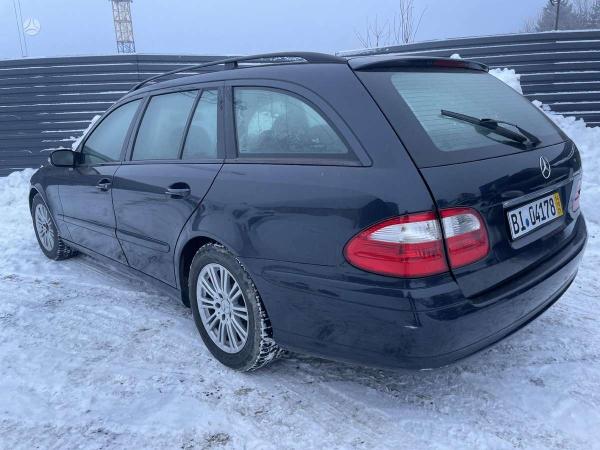 Zils Mercedes-Benz E 220 2004 Viļņa, ar dzinēja tilpumu 0.00 L un nobraukumu 335 tūkst. km par 1490 €, foto 4 vietnē AUTOMOTO.COM.LV