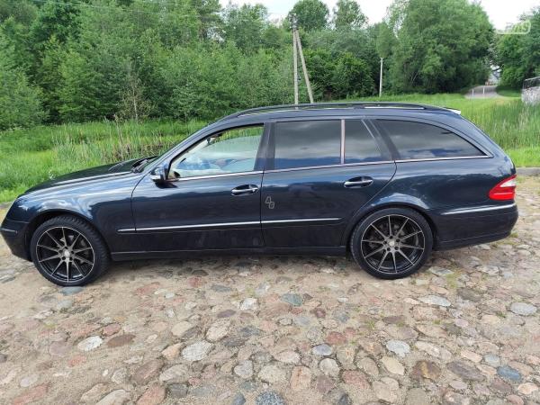 Blue Mercedes-Benz E 220 2004 in Telschi, with an engine capacity of 2.10 L and mileage of 353 thousand km for 2550 €, photo 9 on AUTOMOTO.COM.LV