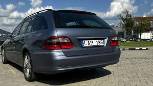 Blue Mercedes-Benz E 220 2004 in Kaunas, with an engine capacity of 2.15 L and mileage of 600 thousand km for 2100 €, photo 8 on AUTOMOTO.COM.LV