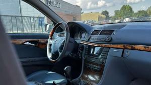 Blue Mercedes-Benz E 220 2004 in Kaunas, with an engine capacity of 2.15 L and mileage of 600 thousand km for 2100 €, photo 12 on AUTOMOTO.COM.LV