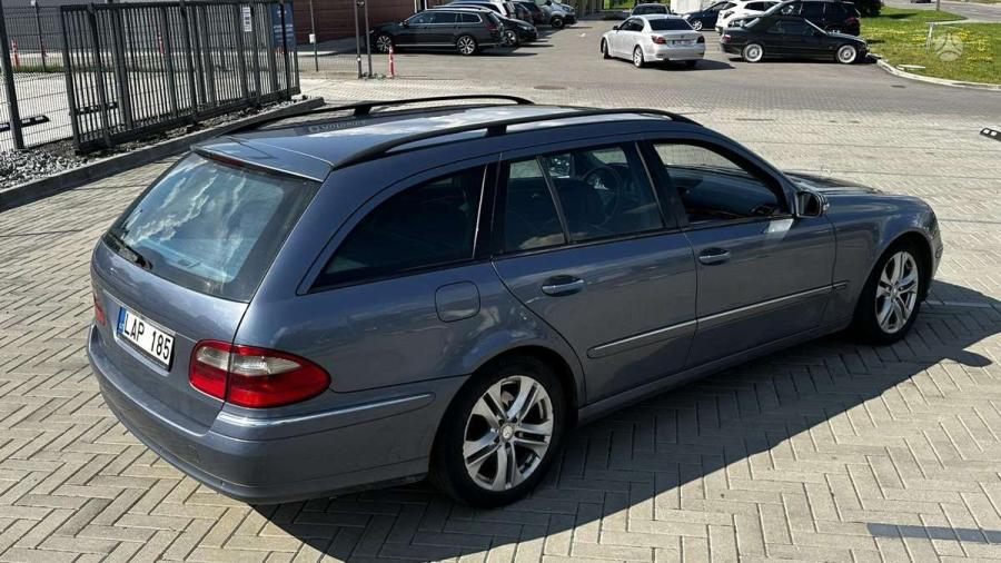 Blue Mercedes-Benz E 220 2004 in Kaunas, with an engine capacity of 2.15 L and mileage of 600 thousand km for 2100 €, photo 26 on AUTOMOTO.COM.LV