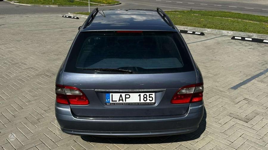 Blue Mercedes-Benz E 220 2004 in Kaunas, with an engine capacity of 2.15 L and mileage of 600 thousand km for 2100 €, photo 27 on AUTOMOTO.COM.LV