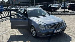 Blue Mercedes-Benz E 220 2004 in Kaunas, with an engine capacity of 2.15 L and mileage of 600 thousand km for 2100 €, photo 29 on AUTOMOTO.COM.LV