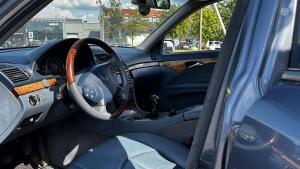 Blue Mercedes-Benz E 220 2004 in Kaunas, with an engine capacity of 2.15 L and mileage of 600 thousand km for 2100 €, photo 30 on AUTOMOTO.COM.LV