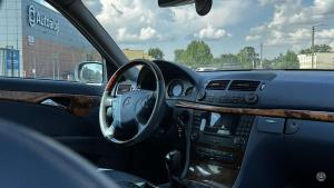 Blue Mercedes-Benz E 220 2004 in Kaunas, with an engine capacity of 2.15 L and mileage of 600 thousand km for 2100 €, photo 31 on AUTOMOTO.COM.LV