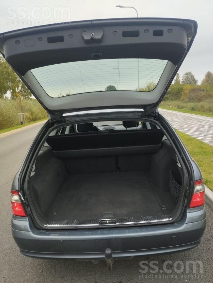 Blue Mercedes-Benz E 220 2005 in Jelgava, with an engine capacity of 2.20 L and mileage of 389 thousand km for 3100 €, photo 17 on AUTOMOTO.COM.LV