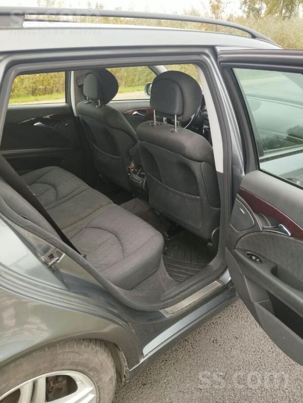 Zils Mercedes-Benz E 220 2005 Jelgava, ar dzinēja tilpumu 2.20 L un nobraukumu 389 tūkst. km par 3100 €, foto 11 vietnē AUTOMOTO.COM.LV