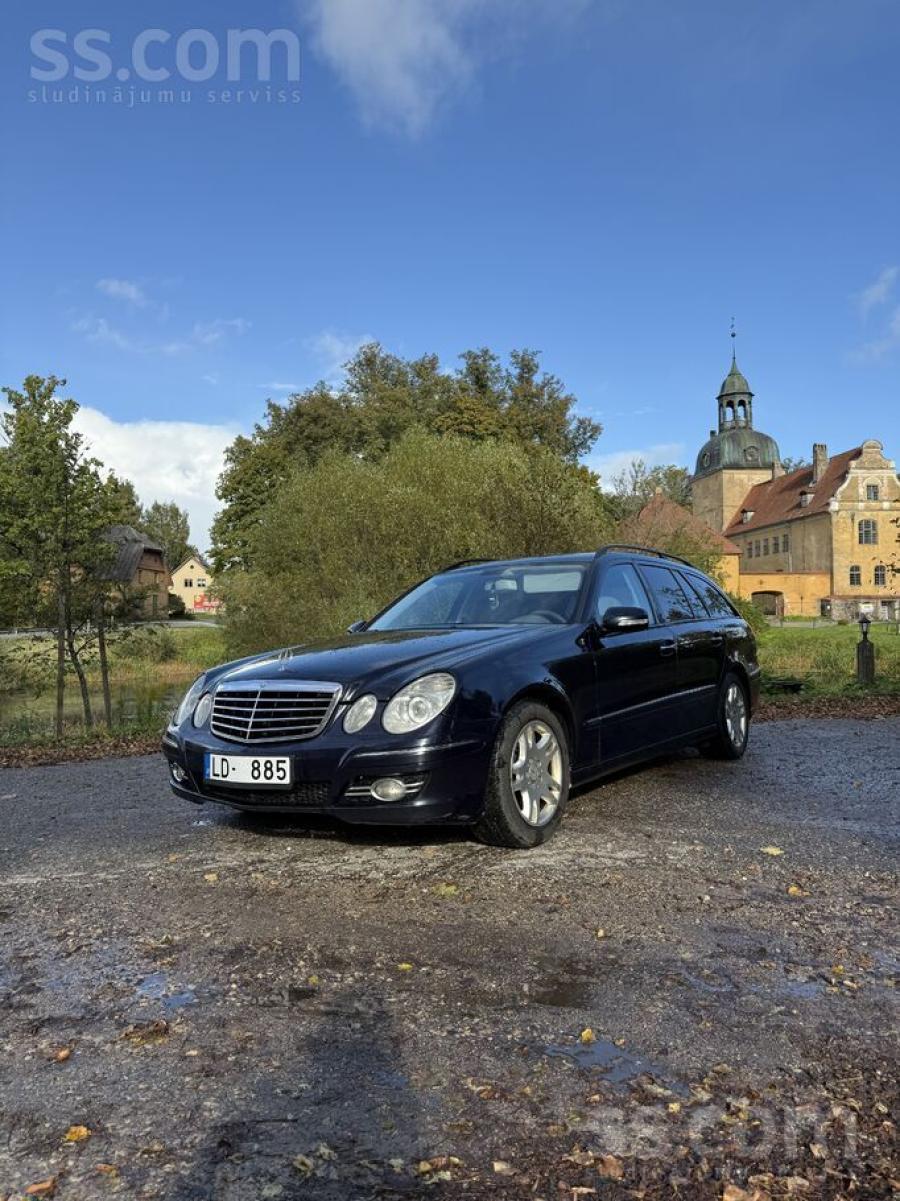 Blue Mercedes-Benz E 220 2006 in Cesis, with an engine capacity of 2.20 L and mileage of 454 thousand km for 2500 €, photo 1 on AUTOMOTO.COM.LV