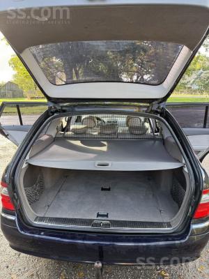 Blue Mercedes-Benz E 220 2006 in Cesis, with an engine capacity of 2.20 L and mileage of 454 thousand km for 2500 €, photo 8 on AUTOMOTO.COM.LV