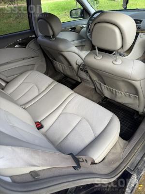 Blue Mercedes-Benz E 220 2006 in Cesis, with an engine capacity of 2.20 L and mileage of 454 thousand km for 2500 €, photo 12 on AUTOMOTO.COM.LV