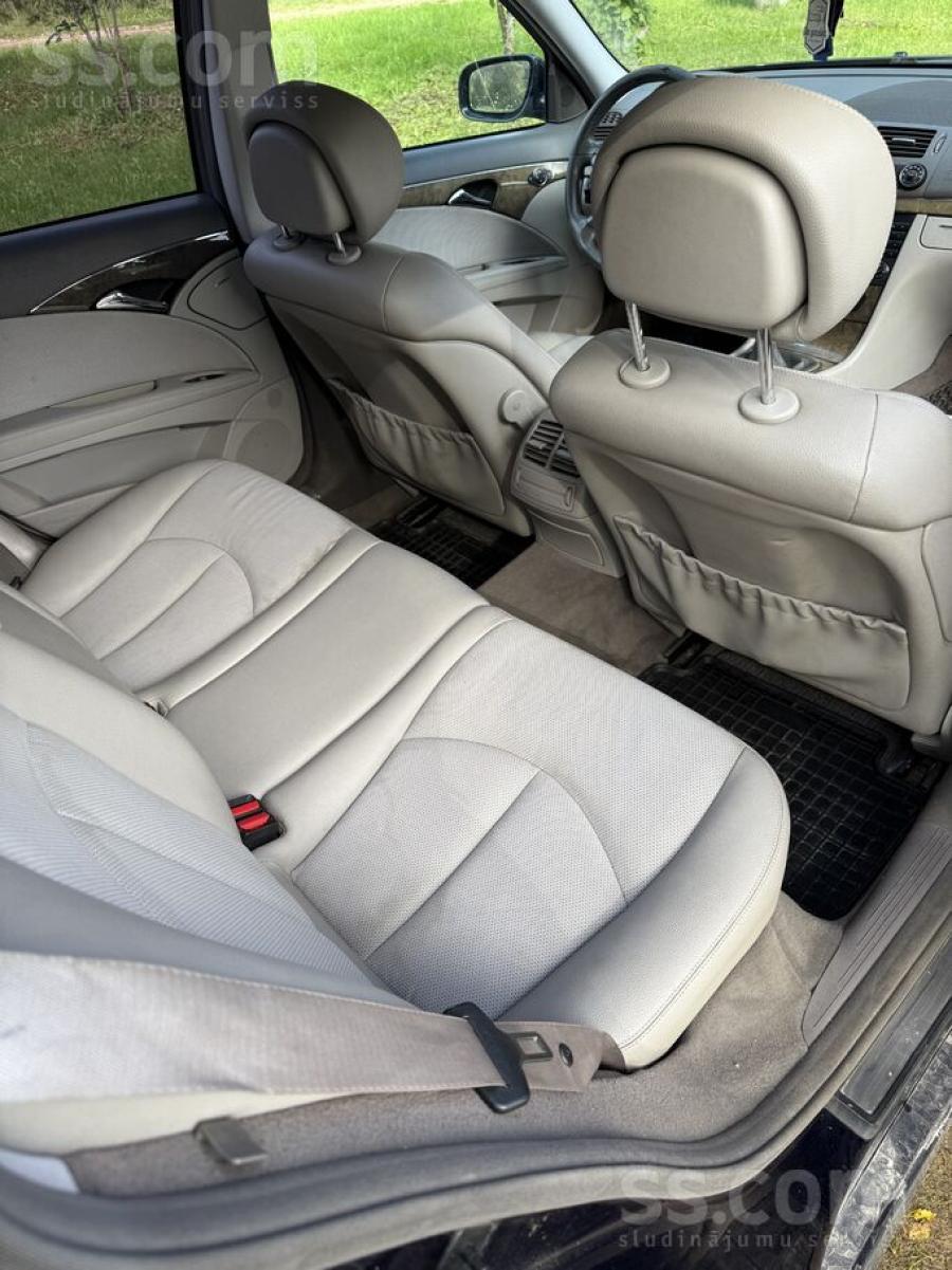 Blue Mercedes-Benz E 220 2006 in Cesis, with an engine capacity of 2.20 L and mileage of 454 thousand km for 2500 €, photo 12 on AUTOMOTO.COM.LV