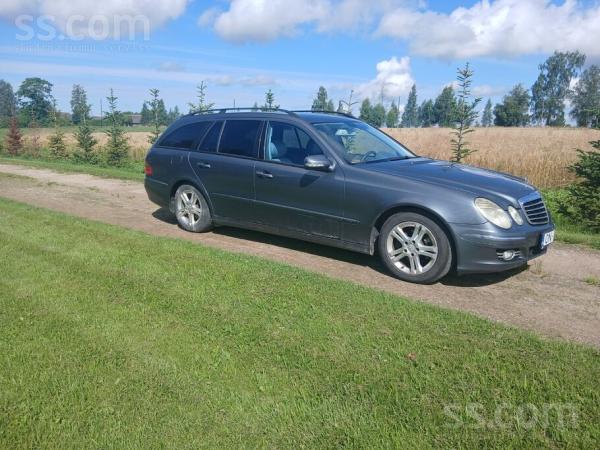 Zils Mercedes-Benz E 220 2007 Jēkabpils, ar dzinēja tilpumu 2.20 L un nobraukumu 340 tūkst. km par 2700 €, foto 1 vietnē AUTOMOTO.COM.LV