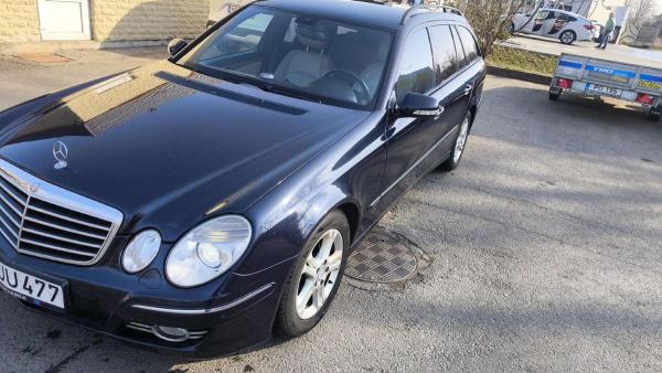 Zils Mercedes-Benz E 220 2008 Klaipėda, ar dzinēja tilpumu 2.15 L un nobraukumu 340 tūkst. km par 3400 €, foto 8 vietnē AUTOMOTO.COM.LV