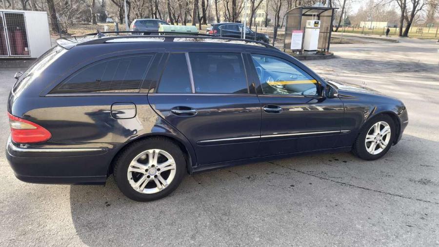 Zils Mercedes-Benz E 220 2008 Klaipėda, ar dzinēja tilpumu 2.15 L un nobraukumu 340 tūkst. km par 3400 €, foto 9 vietnē AUTOMOTO.COM.LV