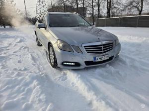 Blue Mercedes-Benz E 220 2012 in Kaunas, with an engine capacity of 2.20 L and mileage of 425 thousand km for 3300 €, photo 2 on AUTOMOTO.COM.LV