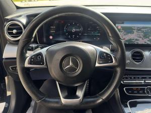 Blue Mercedes-Benz E 220 2016 in Siauliai, with an engine capacity of 1.95 L and mileage of 204 thousand km for 18000 €, photo 22 on AUTOMOTO.COM.LV