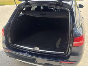 Blue Mercedes-Benz E 220 2016 in Siauliai, with an engine capacity of 1.95 L and mileage of 204 thousand km for 18000 €, photo 30 on AUTOMOTO.COM.LV